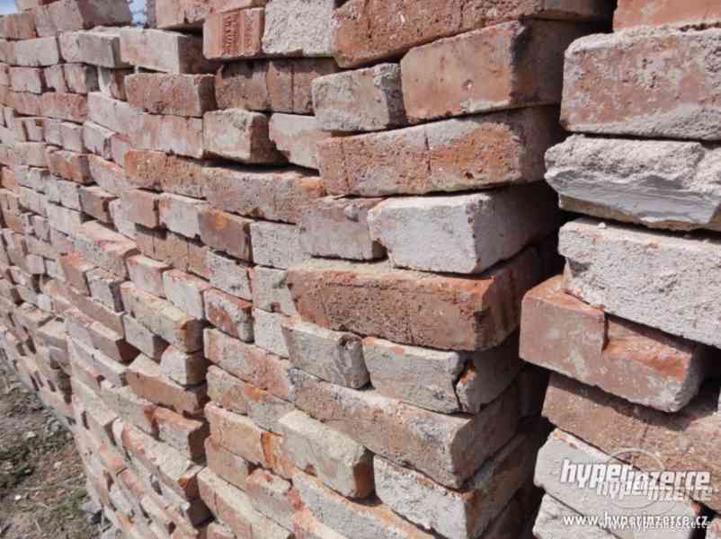 Prodám cihly - bazar - Hyperinzerce.cz