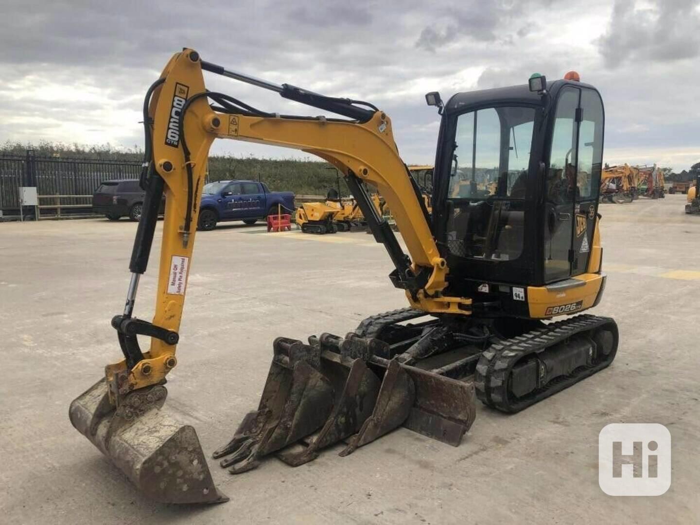 Minibagr JCB 8C-TS026- velmi dobrý stav - bazar - Hyperinzerce.cz