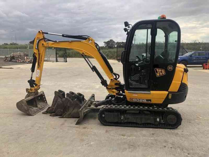 Minibagr JCB 8C-TS026- velmi dobrý stav - bazar - Hyperinzerce.cz