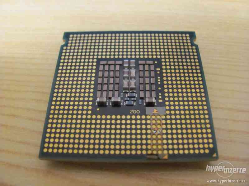 Intel Xeon E5430 socket 775 - bazar - Hyperinzerce.cz