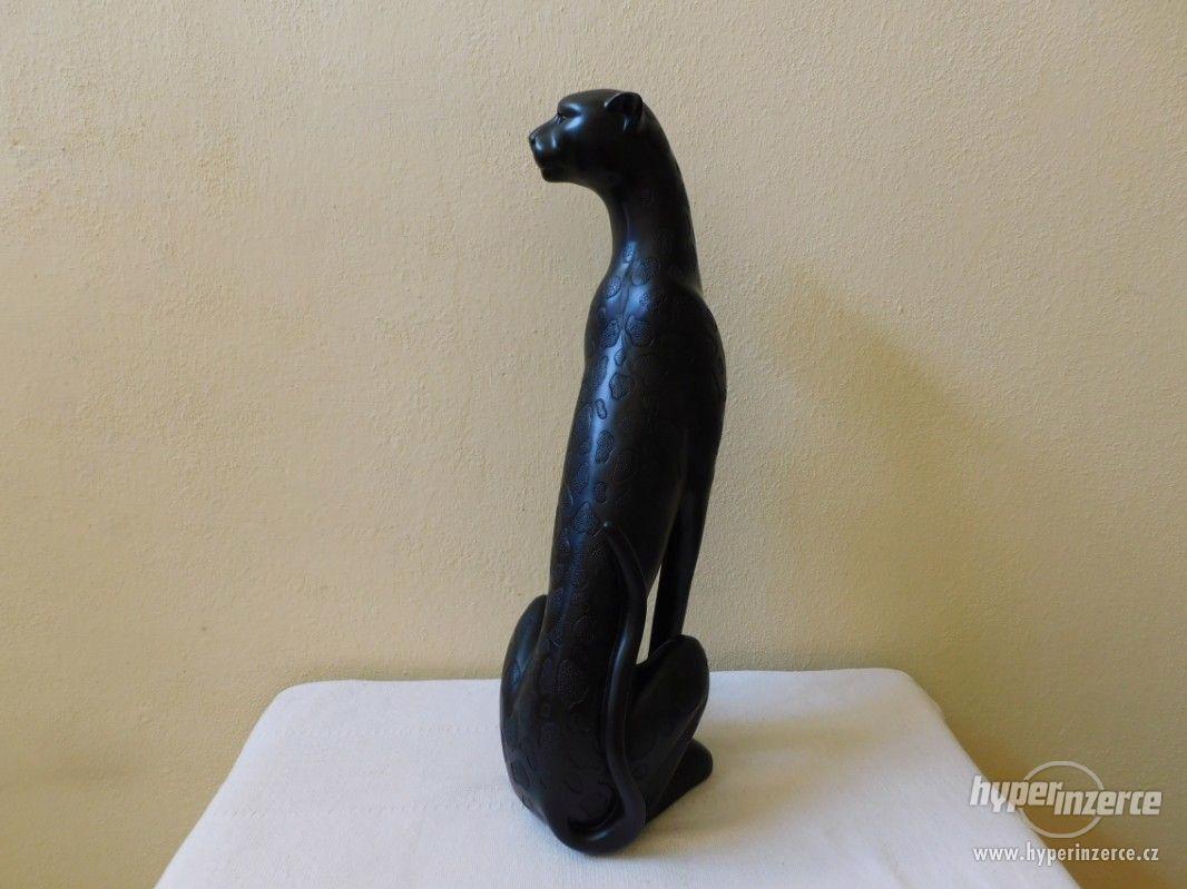 Černý leopard - socha - bazar - Hyperinzerce.cz