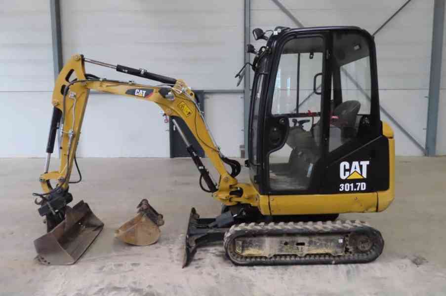 Caterpillar 301.7 D - bazar - Hyperinzerce.cz