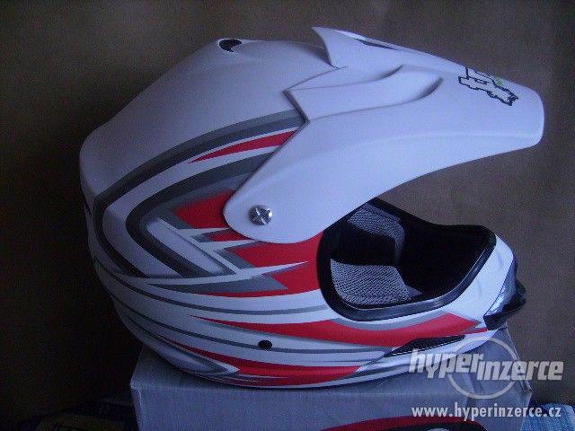Moto helmy, moto přilbycestovní i krosové nové zabalené - bazar ...