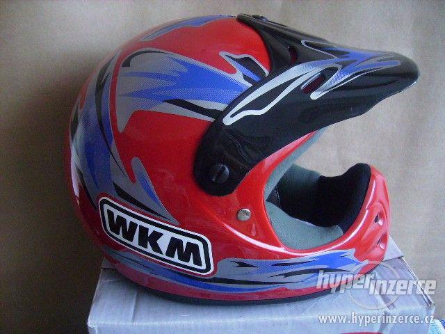 Moto helmy, moto přilbycestovní i krosové nové zabalené - bazar ...