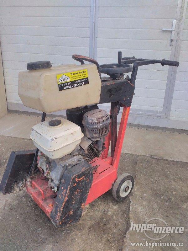 Motorový řezač spár - Norton clipper C99 - bazar - Hyperinzerce.cz