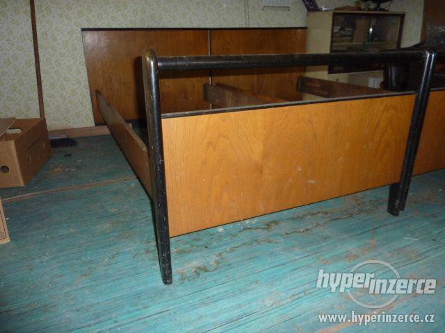 Staré manželské postele - bazar - Hyperinzerce.cz