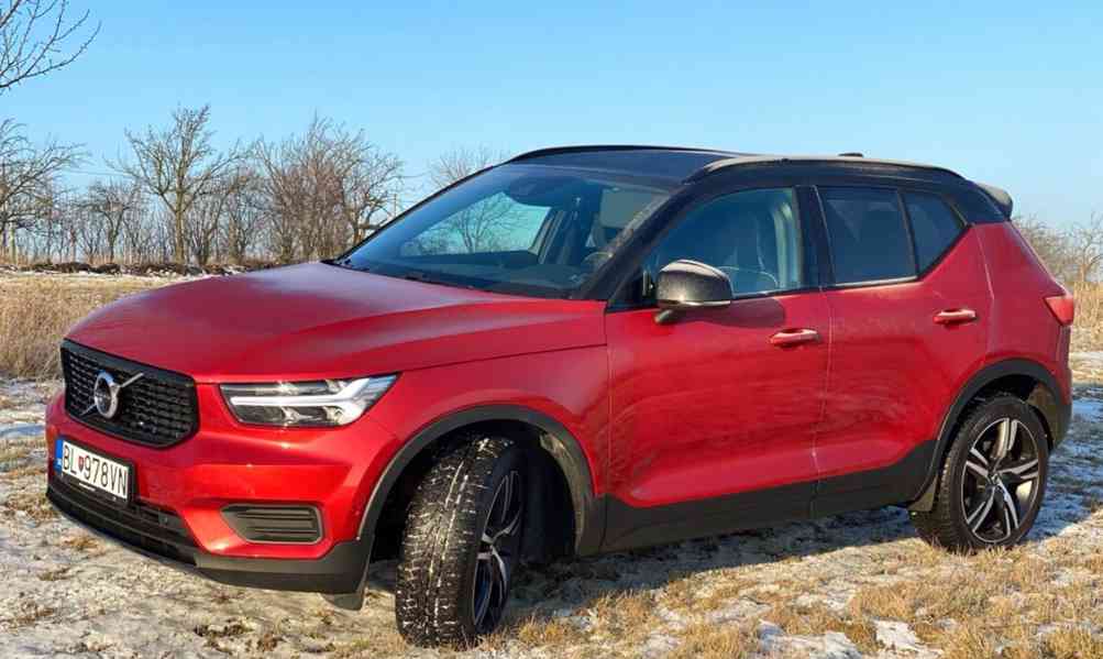 volvo-xc40-t4-awd-a-t-bazar-hyperinzerce-cz