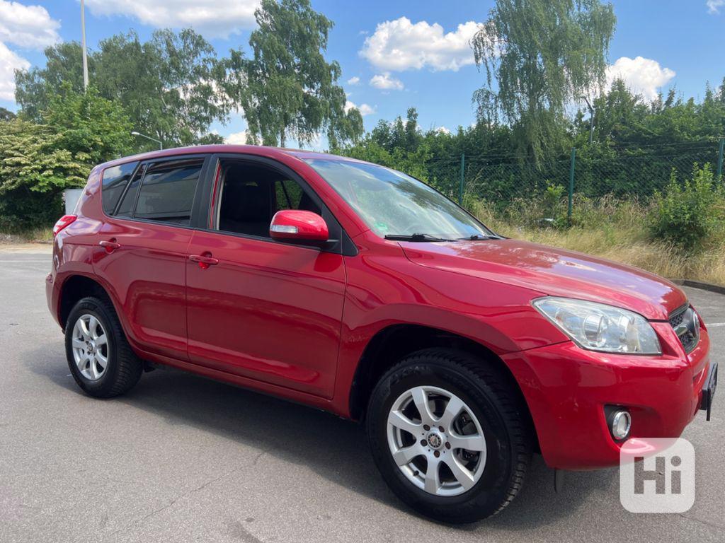 Toyota RAV 4 2,0i Sol benzín 116kw - bazar - Hyperinzerce.cz