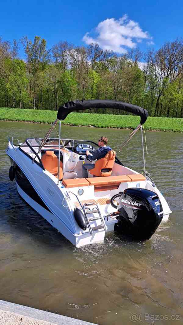 Motorová loď Barracuda 585 DC + Mercury 115 EFI - bazar - Hyperinzerce.cz