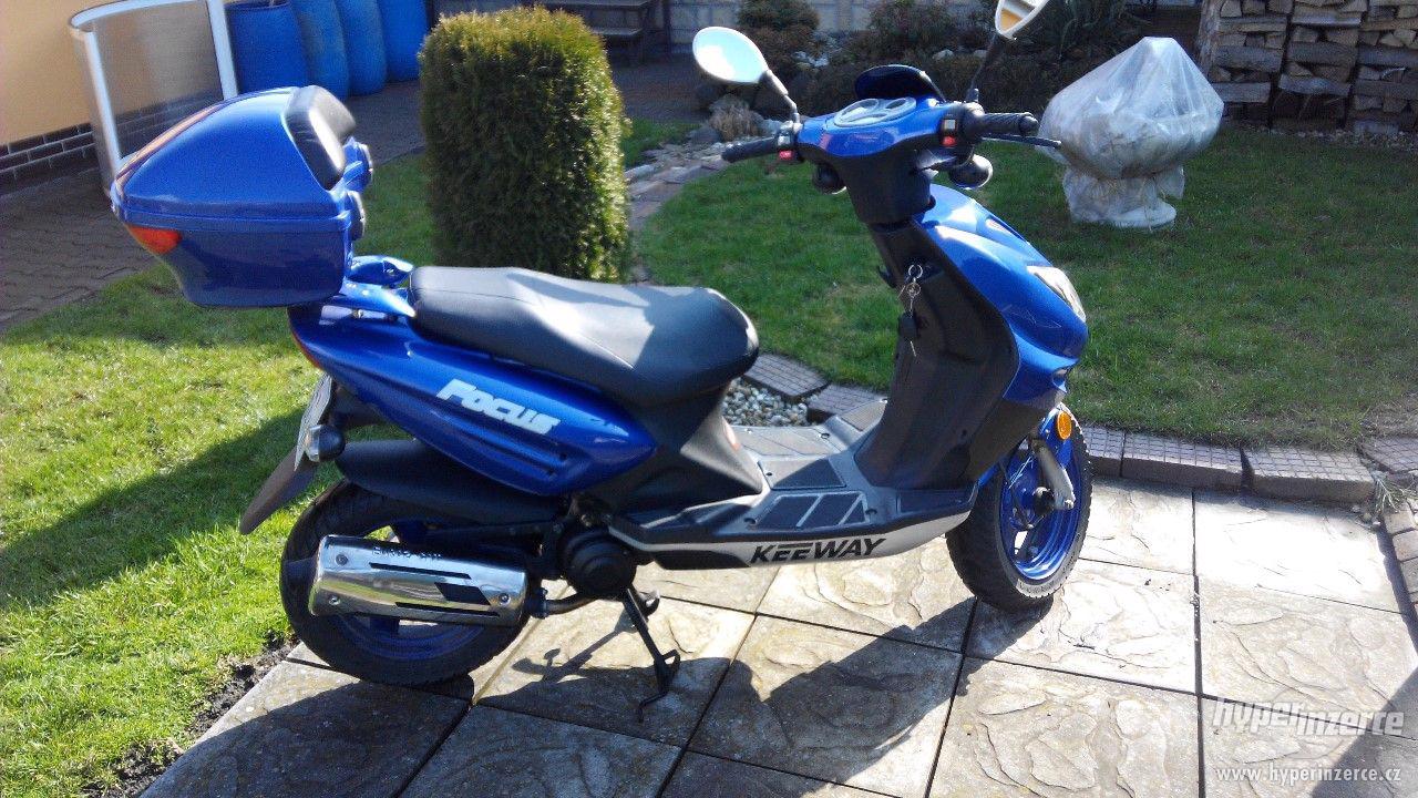 KEEWAY FOCUS 50 cm3, najeto 3.929 km - bazar - Hyperinzerce.cz
