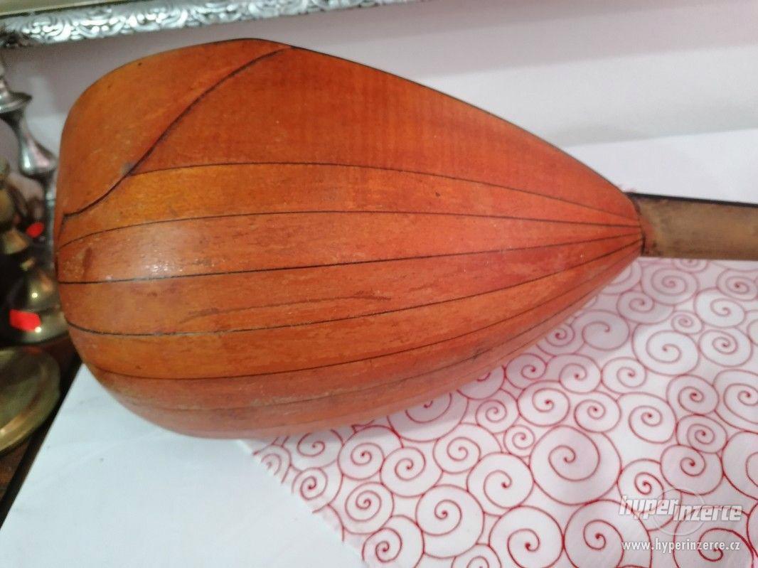 Starožitná mandolína-loutna - bazar - Hyperinzerce.cz