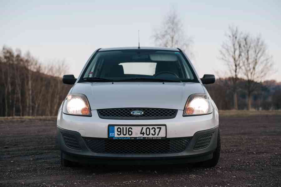 Ford Fiesta 1.4i - bazar - Hyperinzerce.cz