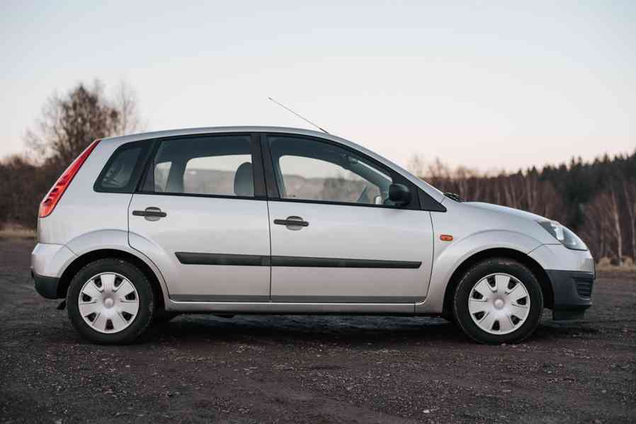 Ford Fiesta 1.4i - bazar - Hyperinzerce.cz