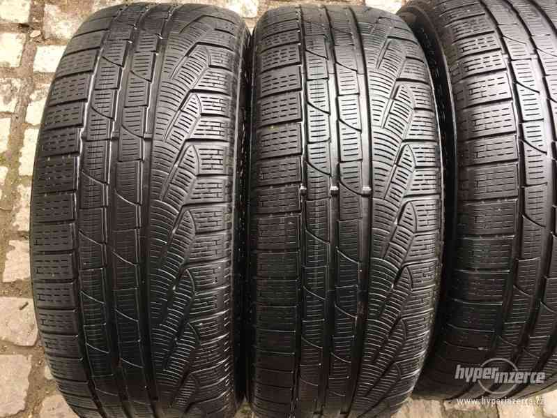 225 45 18 R18 zimní runflat pneumatiky Pirelli - bazar - Hyperinzerce.cz