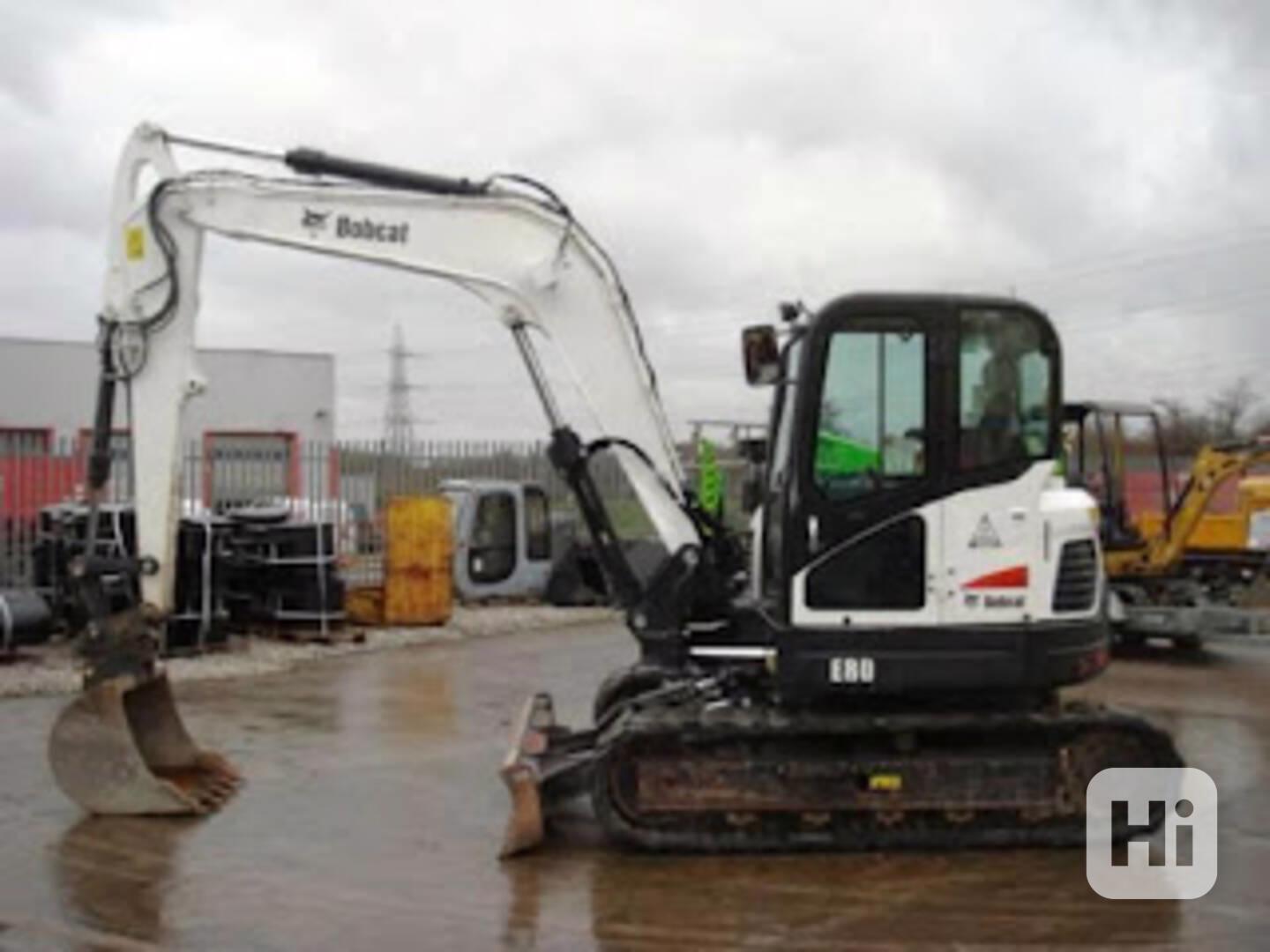 MIDI RYPADLO BOBCAT E80 - bazar - Hyperinzerce.cz