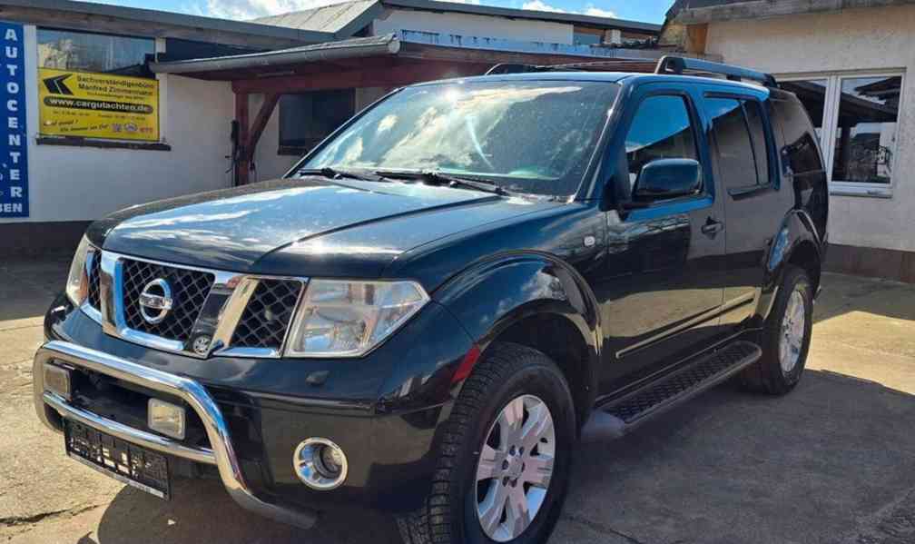 Nissan Pathfinder 2.5 dCi Premium Aut. 128kw - bazar - Hyperinzerce.cz