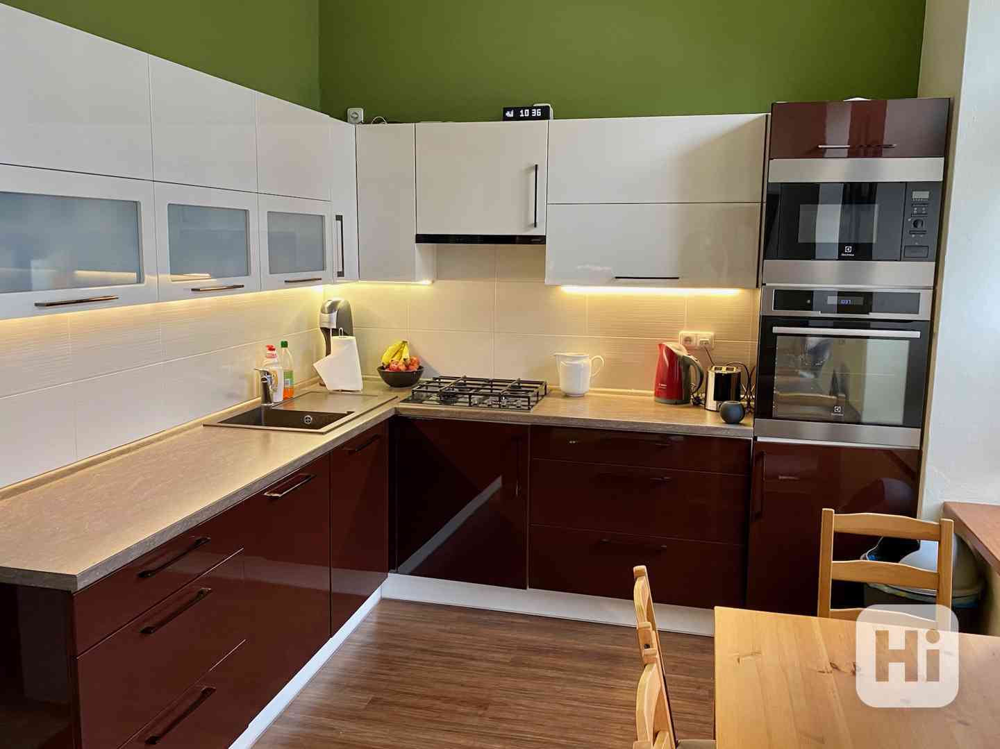 Prodej bytu 3+1 Krnov Mikulášská ul. s garáží - bazar - Hyperinzerce.cz