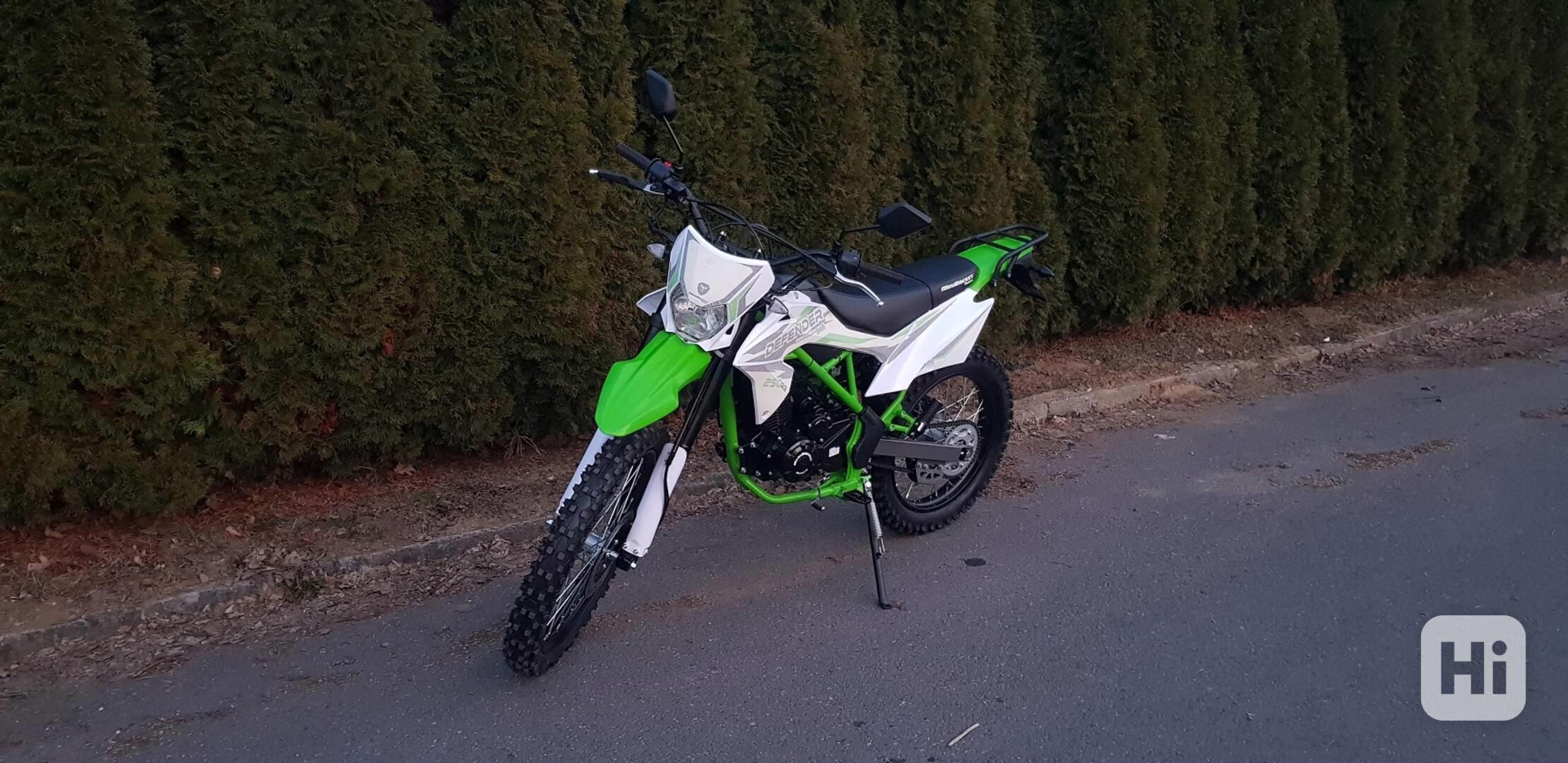 MOTOCYKL DEFENDER CROSS ENDURO 250cc - bazar - Hyperinzerce.cz