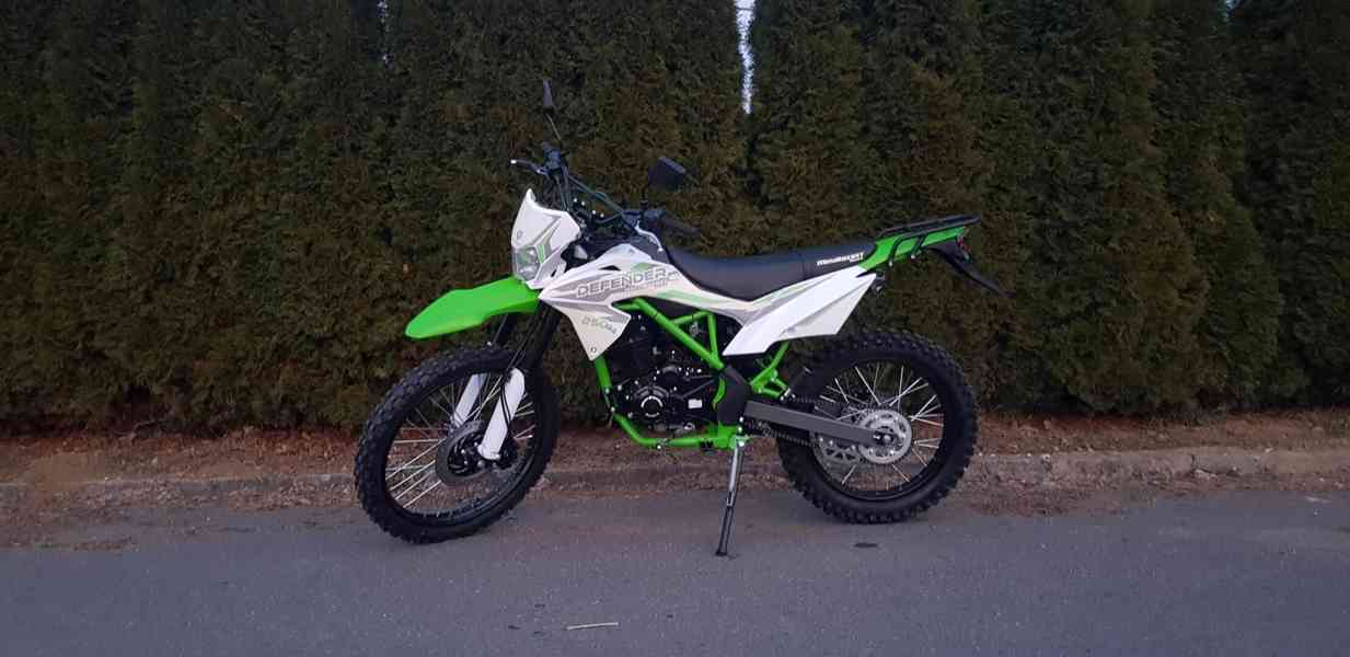 MOTOCYKL DEFENDER CROSS ENDURO 250cc - bazar - Hyperinzerce.cz