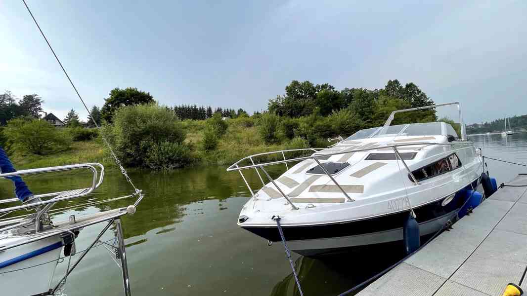 MOTOROVÁ JACHTA BAYLINER - PO RENOVACI - bazar - Hyperinzerce.cz