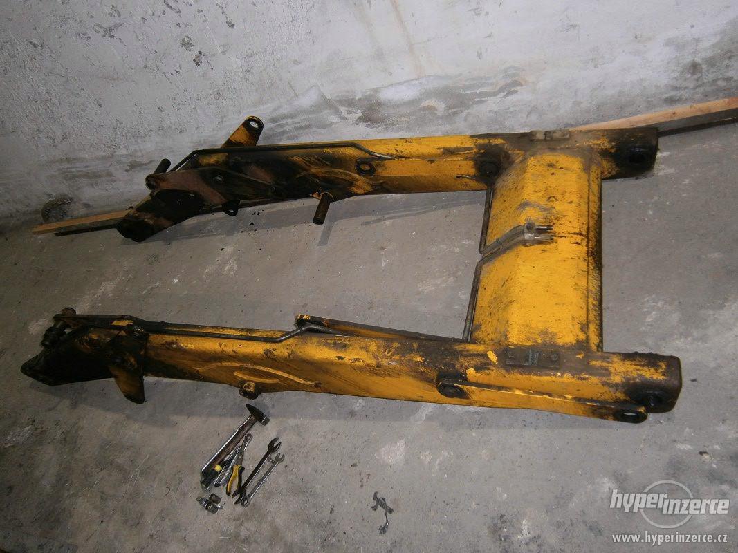 JCB 3CX - rám stroje, rameno nakladače + podkopu - bazar - Hyperinzerce.cz