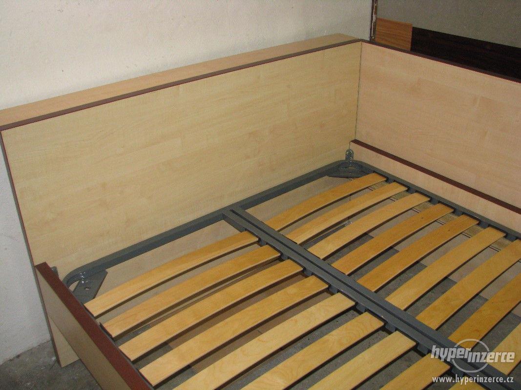 Rohová postel - bazar - Hyperinzerce.cz