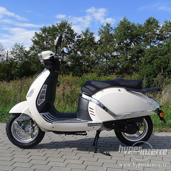 Nový skůtr Znen 125cc F-8 - bazar - Hyperinzerce.cz