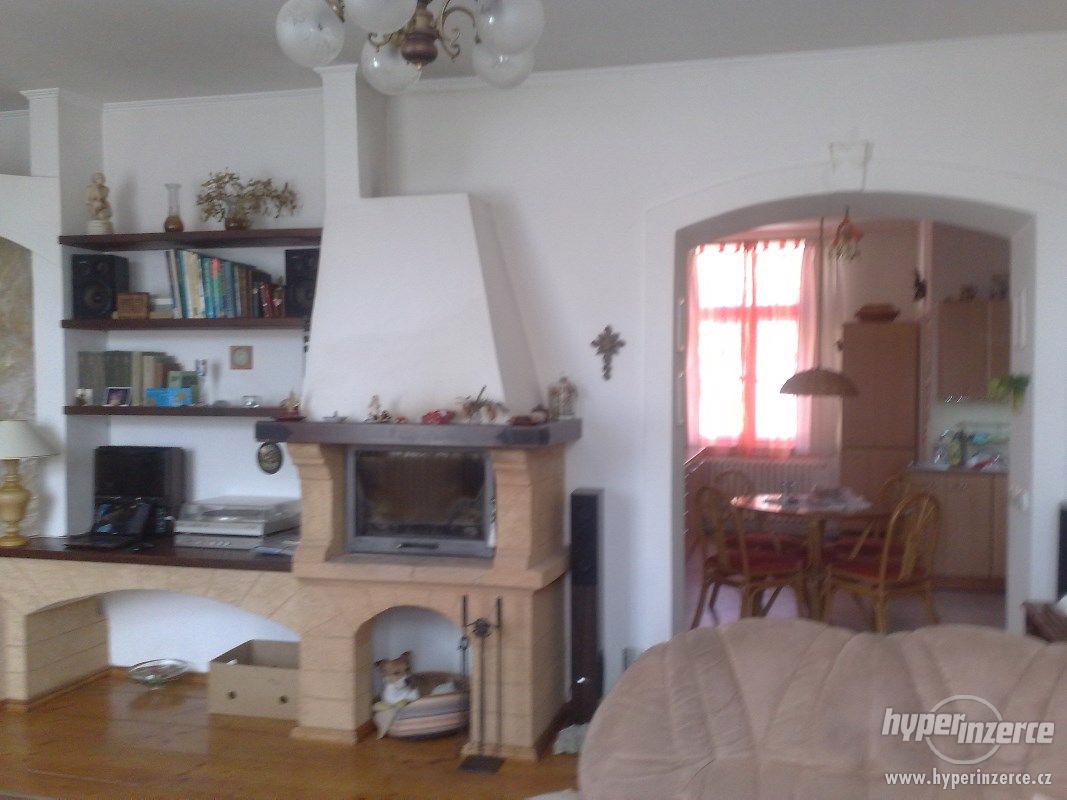 byt 2+1 pronájem Český Krumlov - bazar - Hyperinzerce.cz