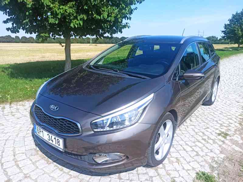 Kia Cee´d, 1.6CRDi, Exclusive 94kW combi, rv 2014, původ ČR - bazar ...