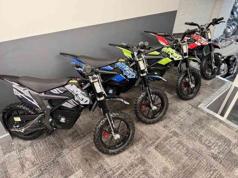 Brand New Stomp Ebox Wired Kids Electric Dirt Bike Mx Bike E - bazar ...