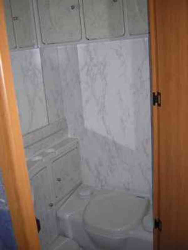 LMC Münsterland 400 TK patrové postele - bazar - Hyperinzerce.cz