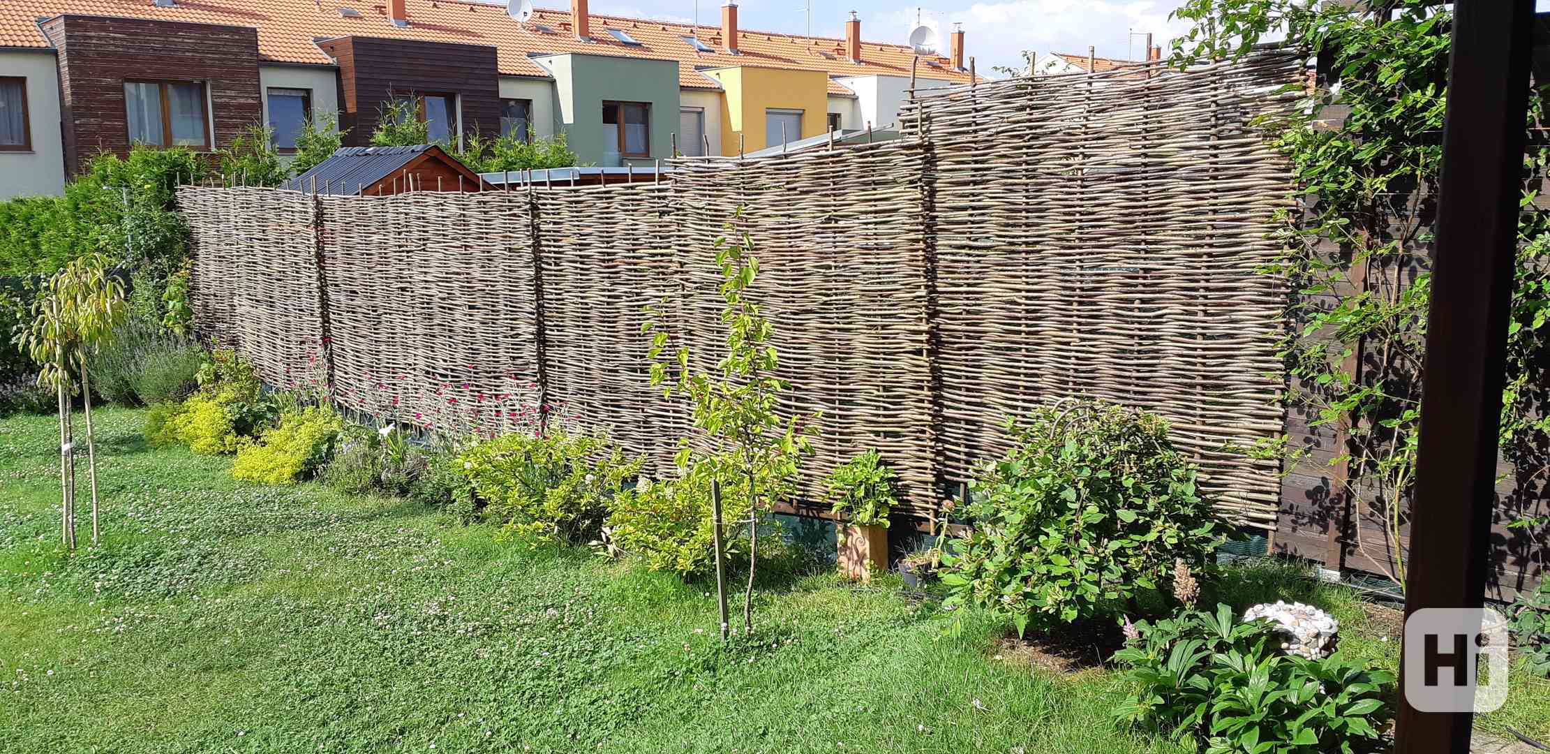 Proutěný lískový plot - bazar - Hyperinzerce.cz