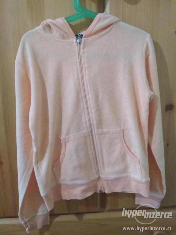 Dívčí domácí oblečení - bazar - Hyperinzerce.cz