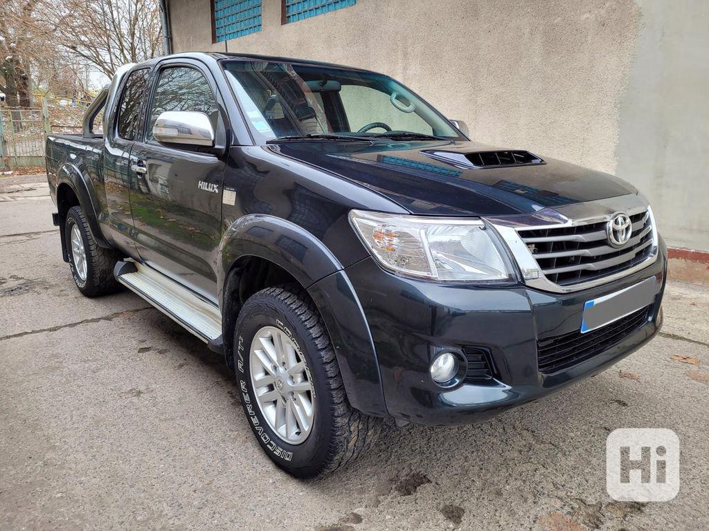 Toyota Hilux 2.5 D 4x4 106kw - bazar - Hyperinzerce.cz