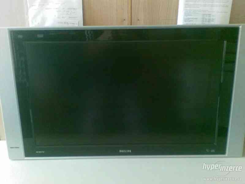 LCD televizor Philips 32 PF 7320 - bazar - Hyperinzerce.cz