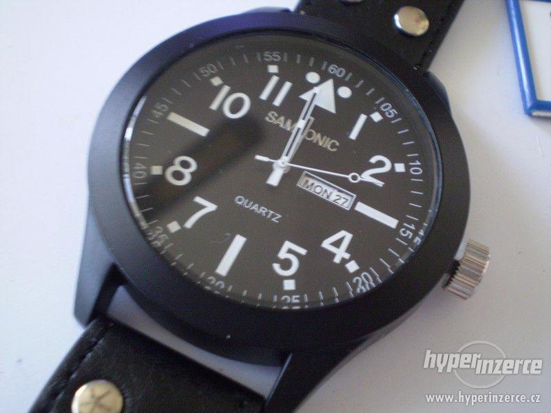 letecké hodinky SAMSONIC veliký ciferník 50mm - bazar - Hyperinzerce.cz