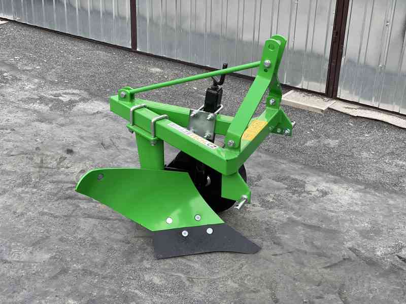 Jednoradličný pluh - bazar - Hyperinzerce.cz