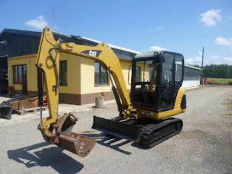 Minirypadlo Caterpillar 302.5 - bazar - Hyperinzerce.cz