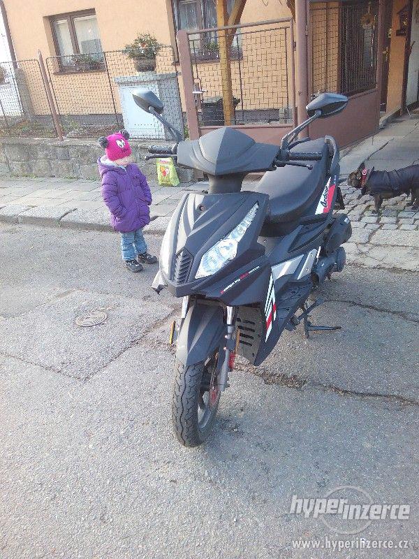 Skutr Maxon 125ccm - bazar - Hyperinzerce.cz