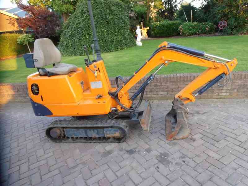 Minirypadlo Hanix H 08B - bazar - Hyperinzerce.cz