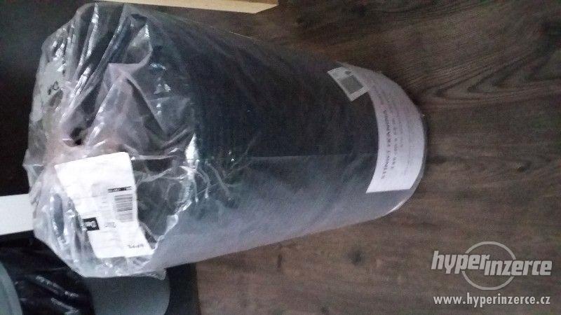 Stínící fólie na plot - bazar - Hyperinzerce.cz