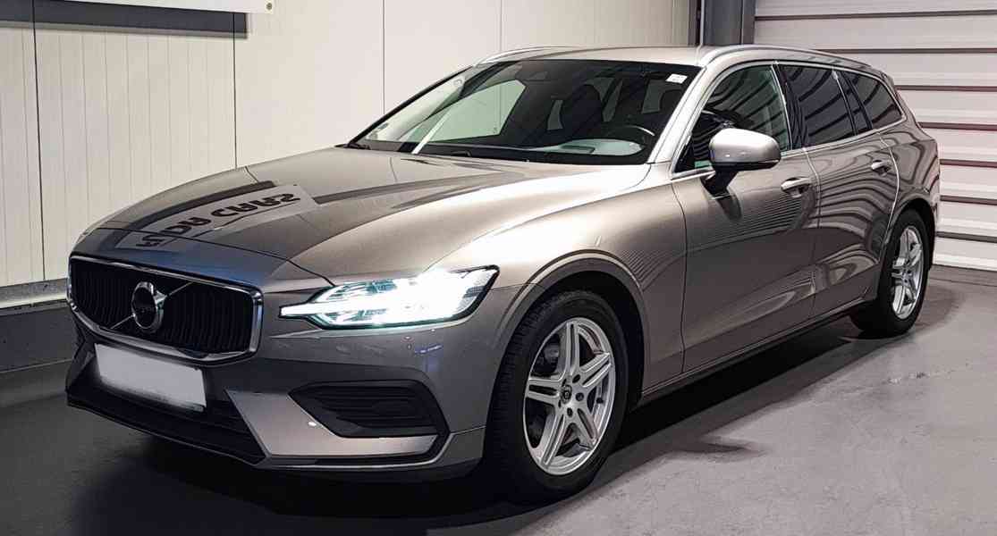 Volvo V60 2,0 D3 Kombi Momentum 110kw - bazar - Hyperinzerce.cz