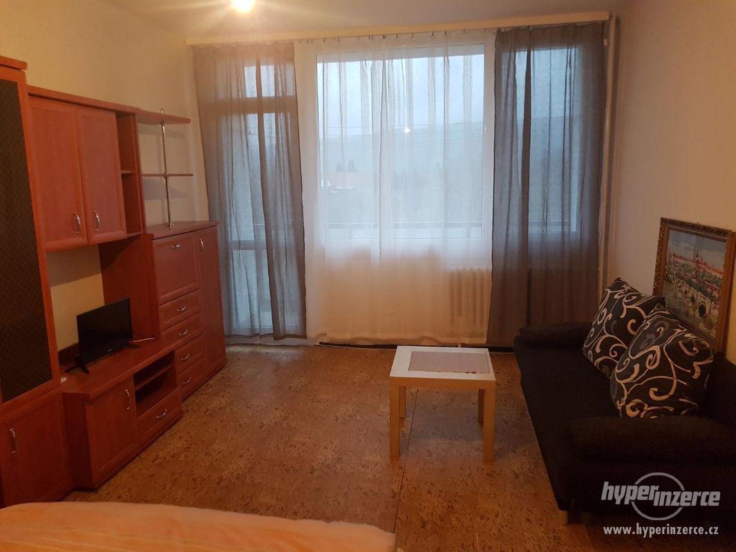 Prodej bytu v OV 2+1 s balkonem - bazar - Hyperinzerce.cz