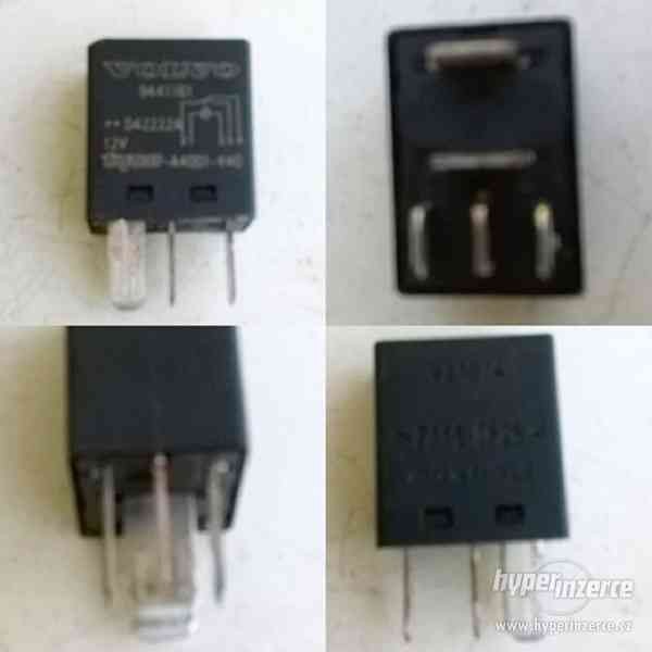 Různá relé z vozu Volvo V 70 - bazar - Hyperinzerce.cz