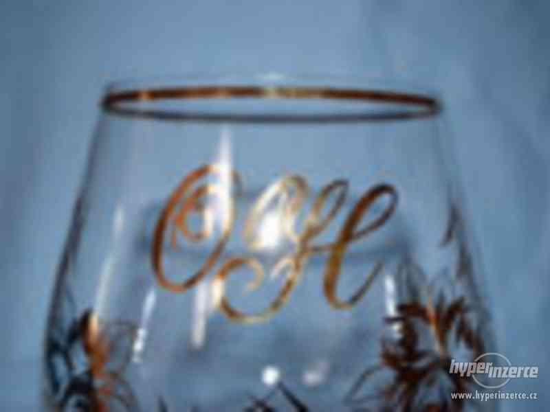 Obří číše s monogramem - bazar - Hyperinzerce.cz