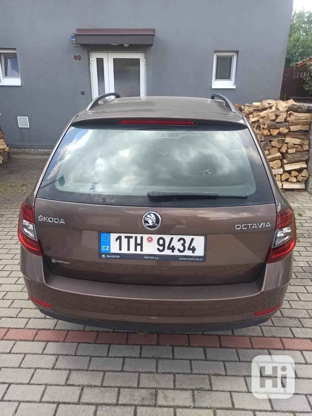 Osobní automobil Škoda Octavia kombi - bazar - Hyperinzerce.cz