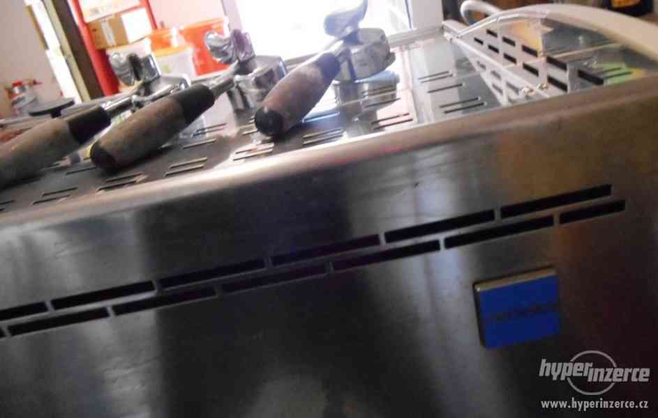 Profesionální kávovar Reneka LC - bazar - Hyperinzerce.cz