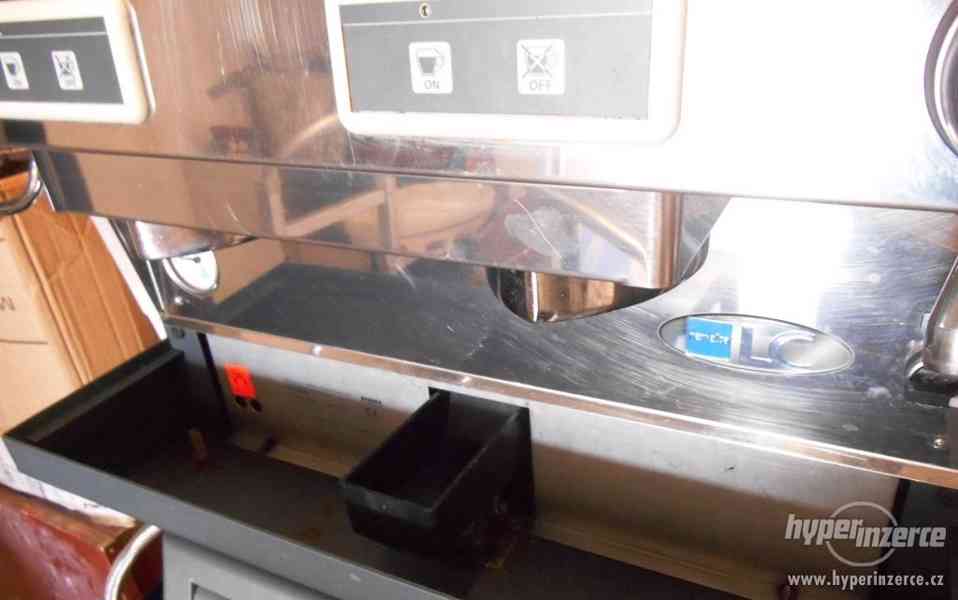 Profesionální kávovar Reneka LC - bazar - Hyperinzerce.cz