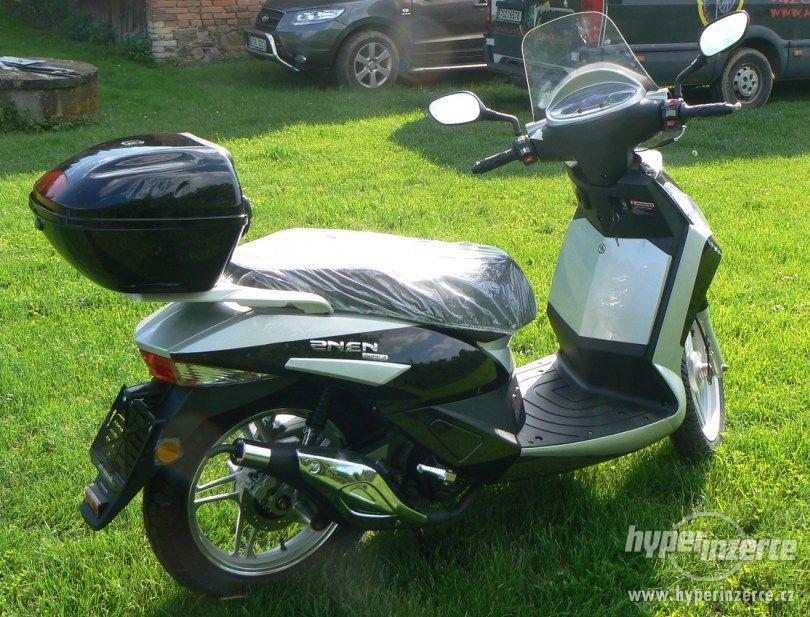 Znen S-zoom, 125cc, 100km/h - bazar - Hyperinzerce.cz