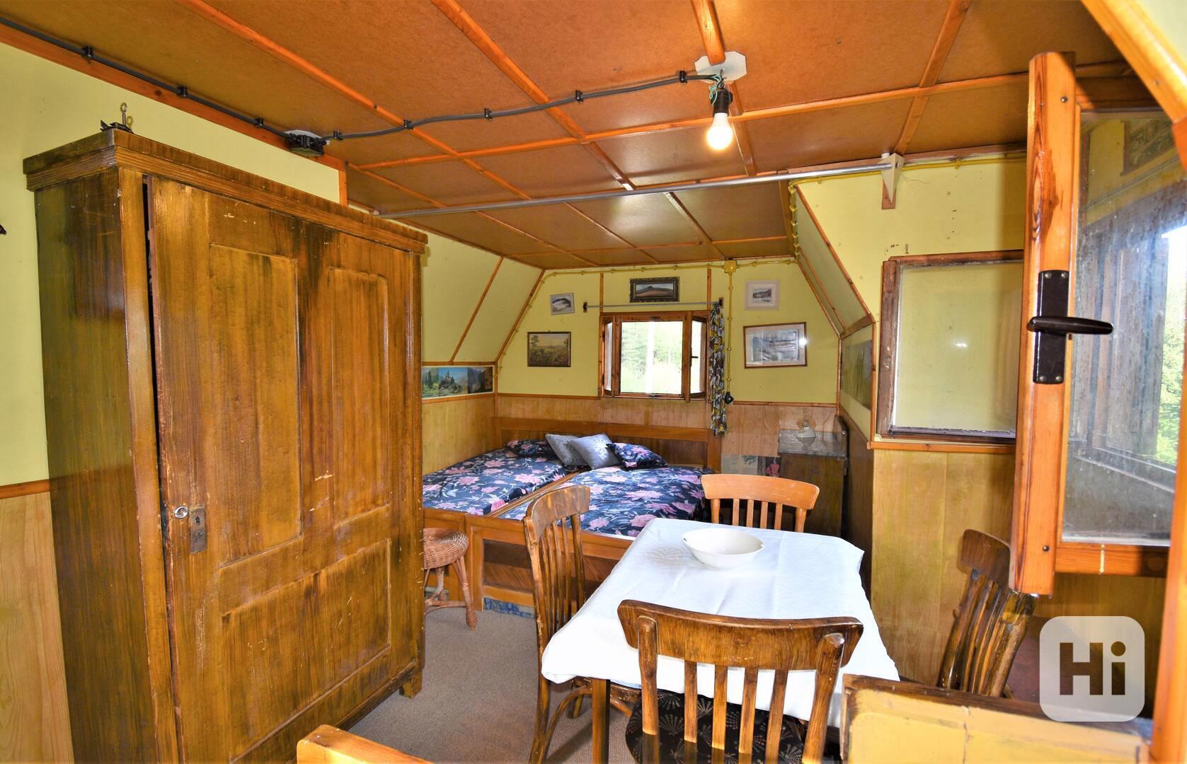 Chata nad rybníkem ve skvělé lokalitě, do hodiny od Prahy - bazar ...